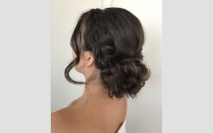 Stand Out With These 25 Hairstyles for Graduation Day
