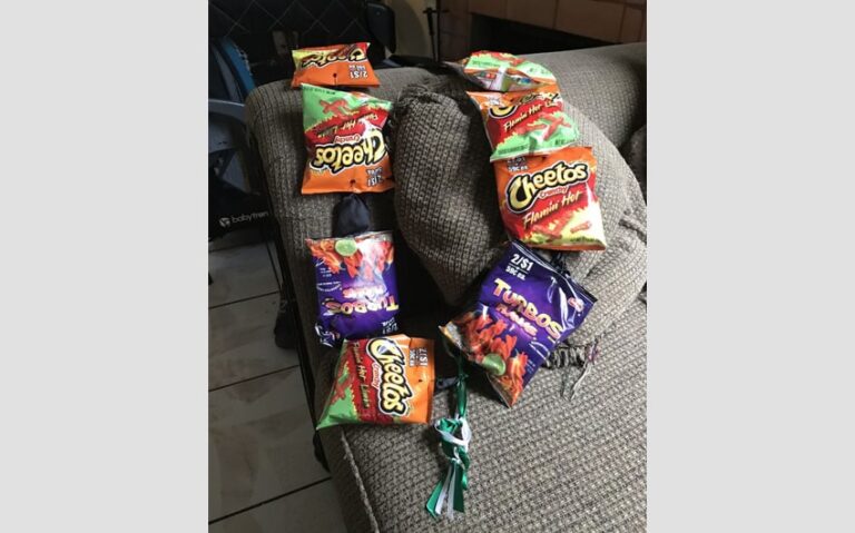 Make It Memorable With These 20 Graduation Lei Ideas Now